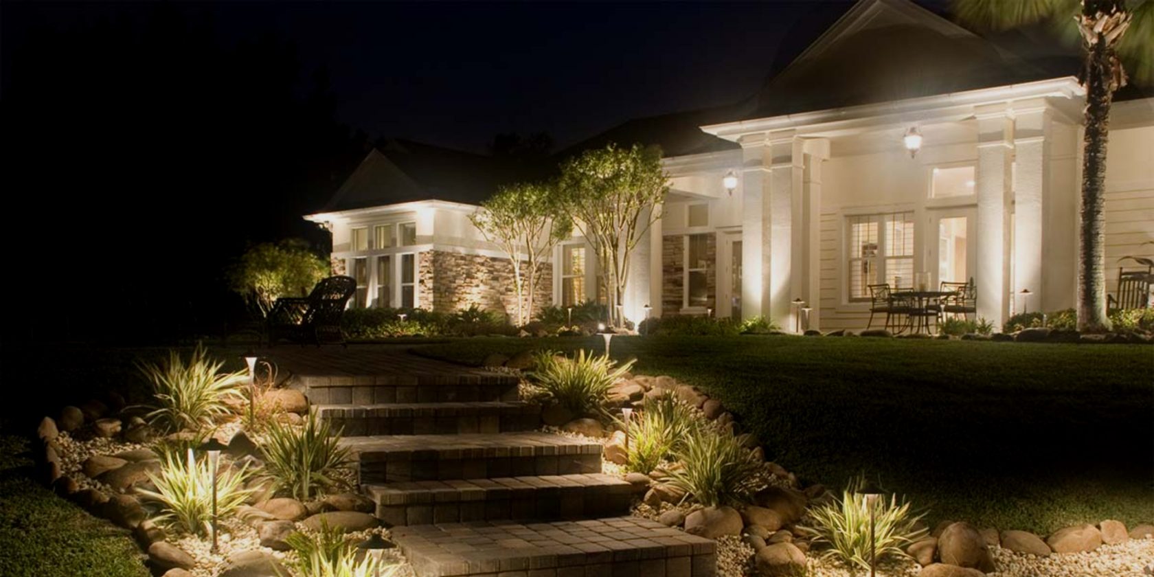 Natural Light VS Day Light Bulbs [Main differences]